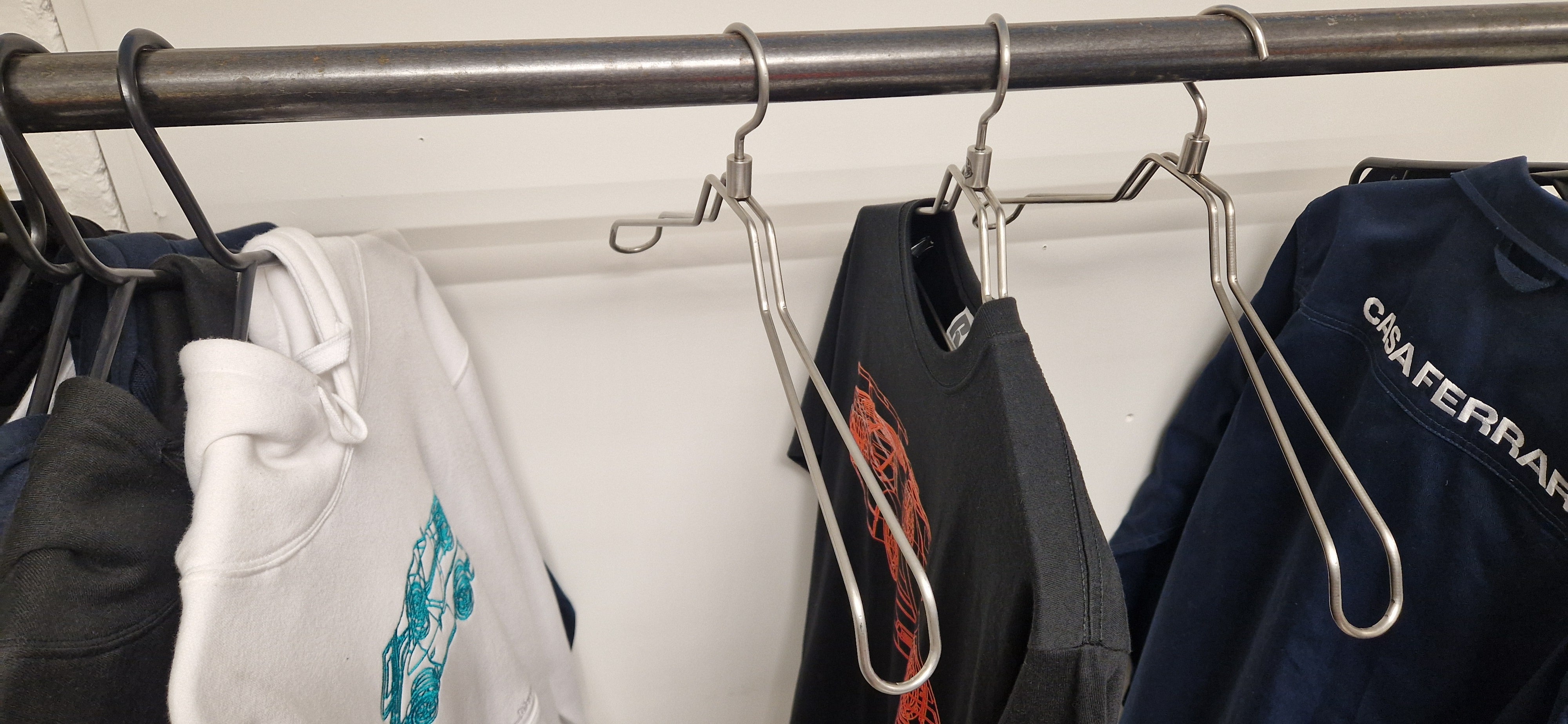 Radcliffe Steel and Titanium Coat Hangers (packs of 25) – Very Heavy ...